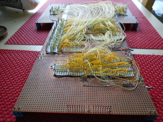 Knoppson Home-Brew CPU on a CPLD